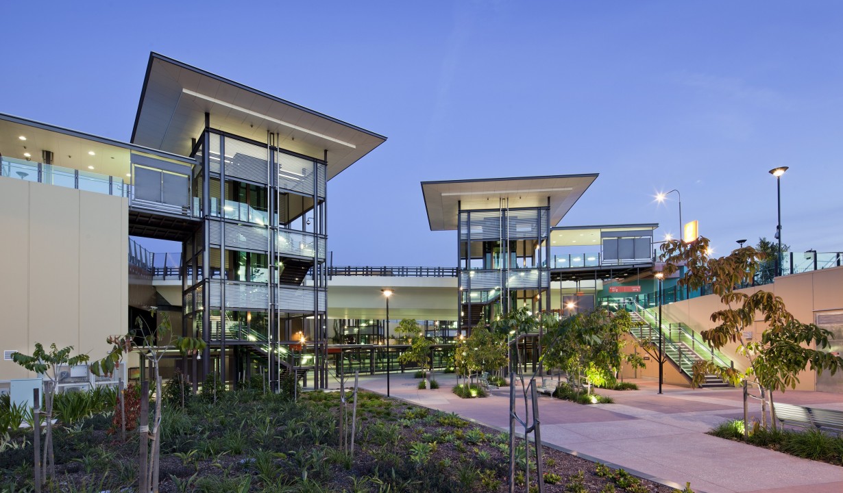 RBWH Busway Station and Cycle Centre – Bligh Tanner
