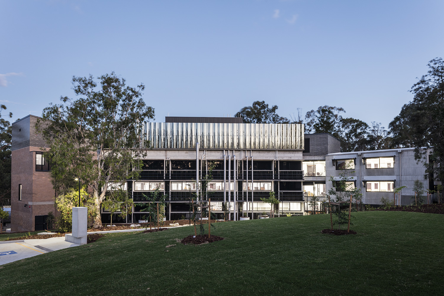 Elkhorn Building, UQ – Bligh Tanner