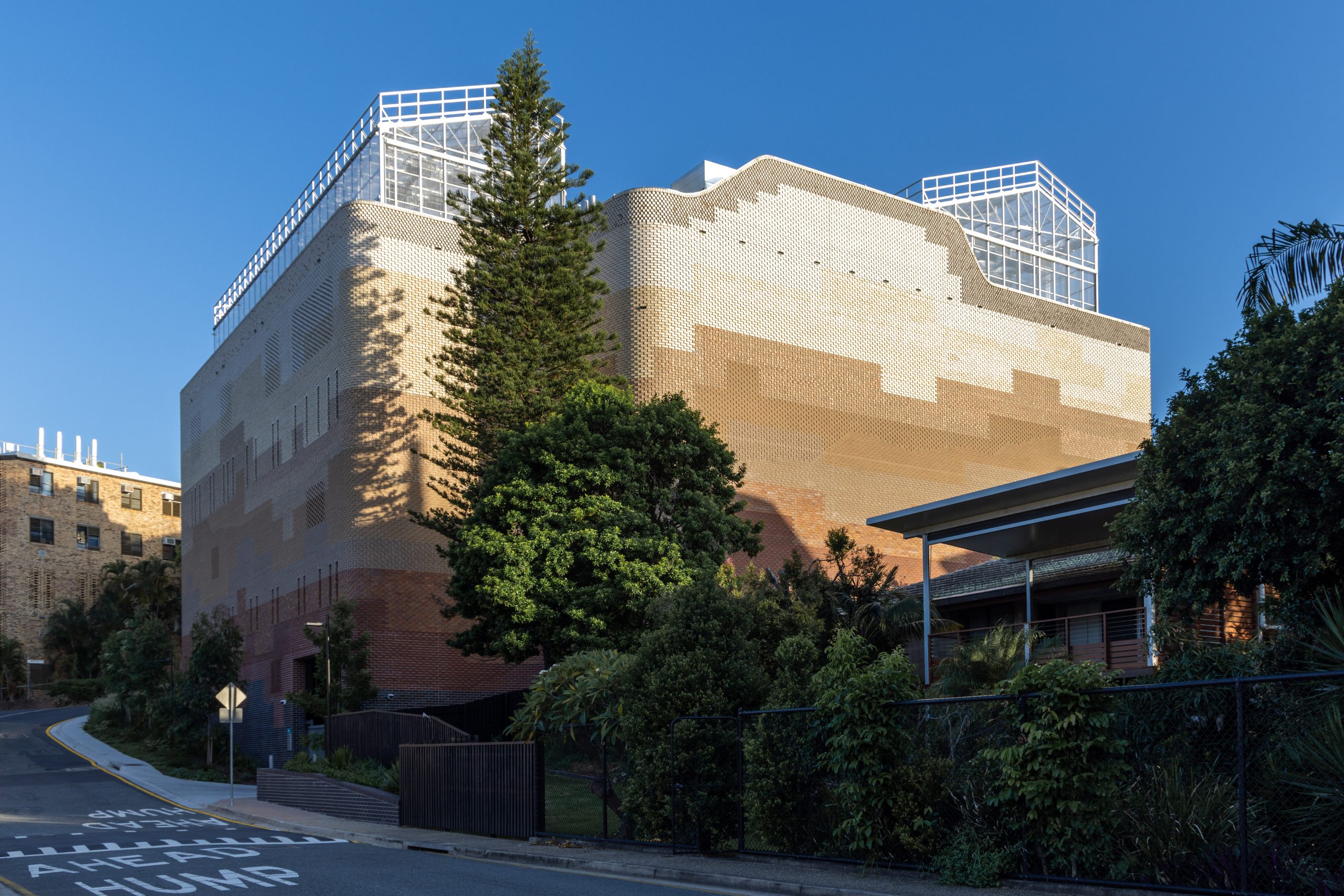 The University of Queensland Plant Futures Facility – Bligh Tanner